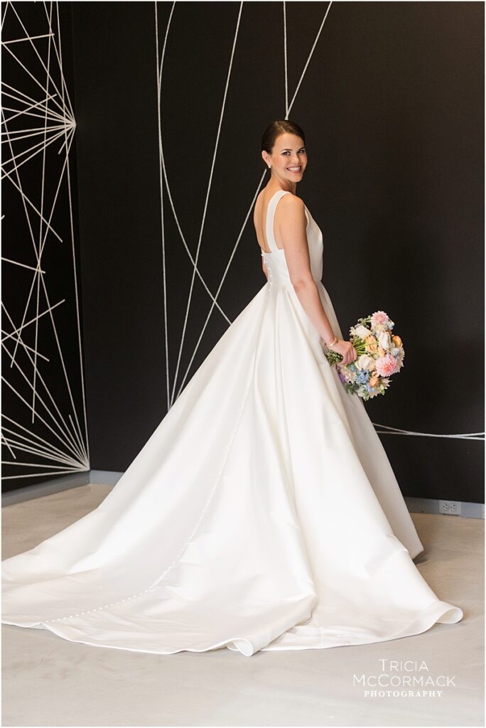 LUCY AND CONNOR'S MASS MoCA WEDDING - Tricia McCormack Photography